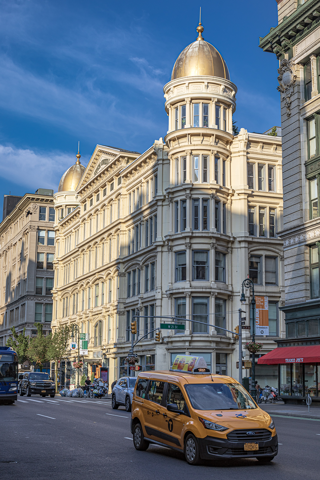 Golden Tower, Golden Chariot